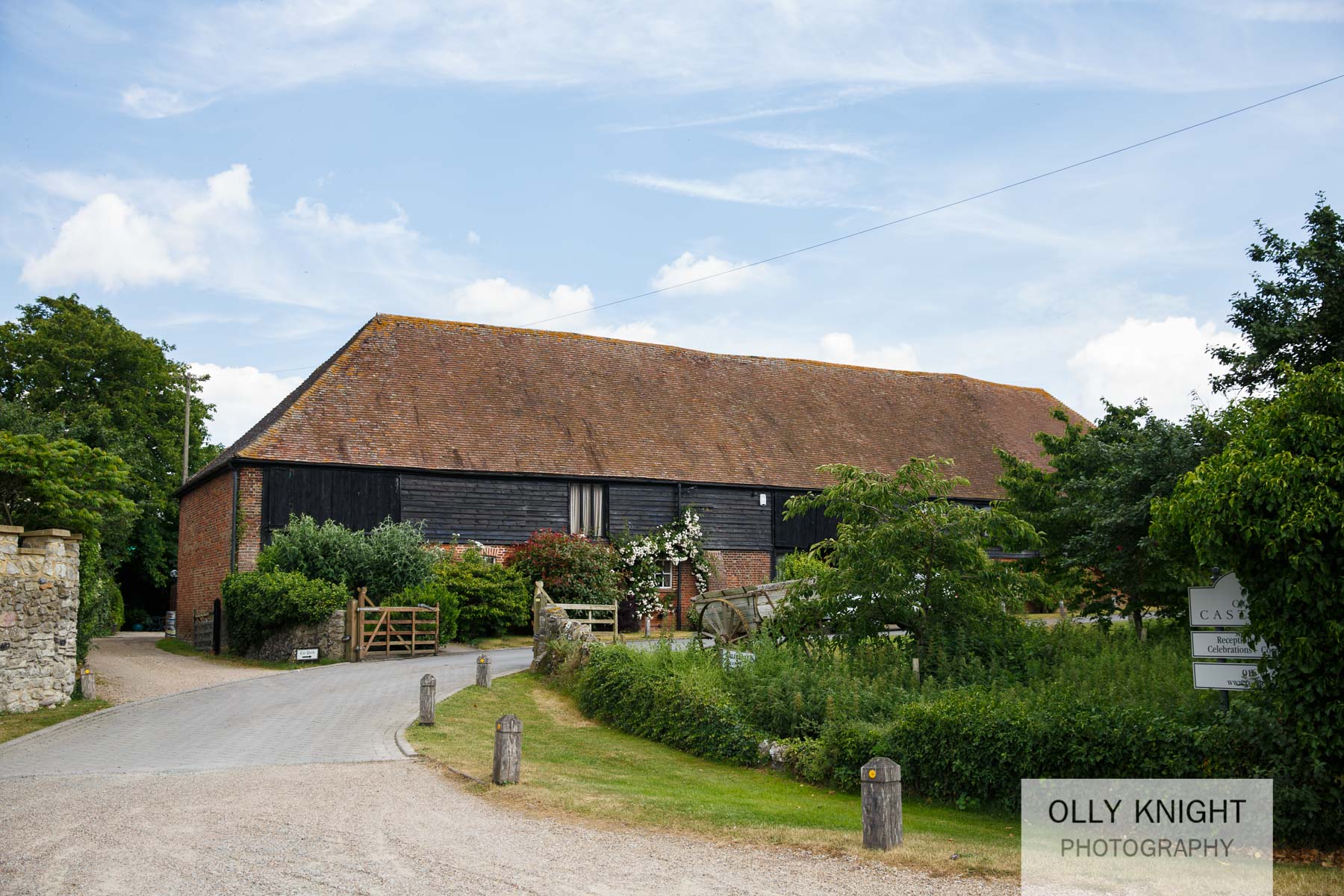Tim & Zoe's Wedding at Cooling Castle Barn - Olly Knight